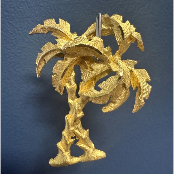 Jewelry | Vintage Estate Textured Brushed Gold Tone Palm Tree Pin ...